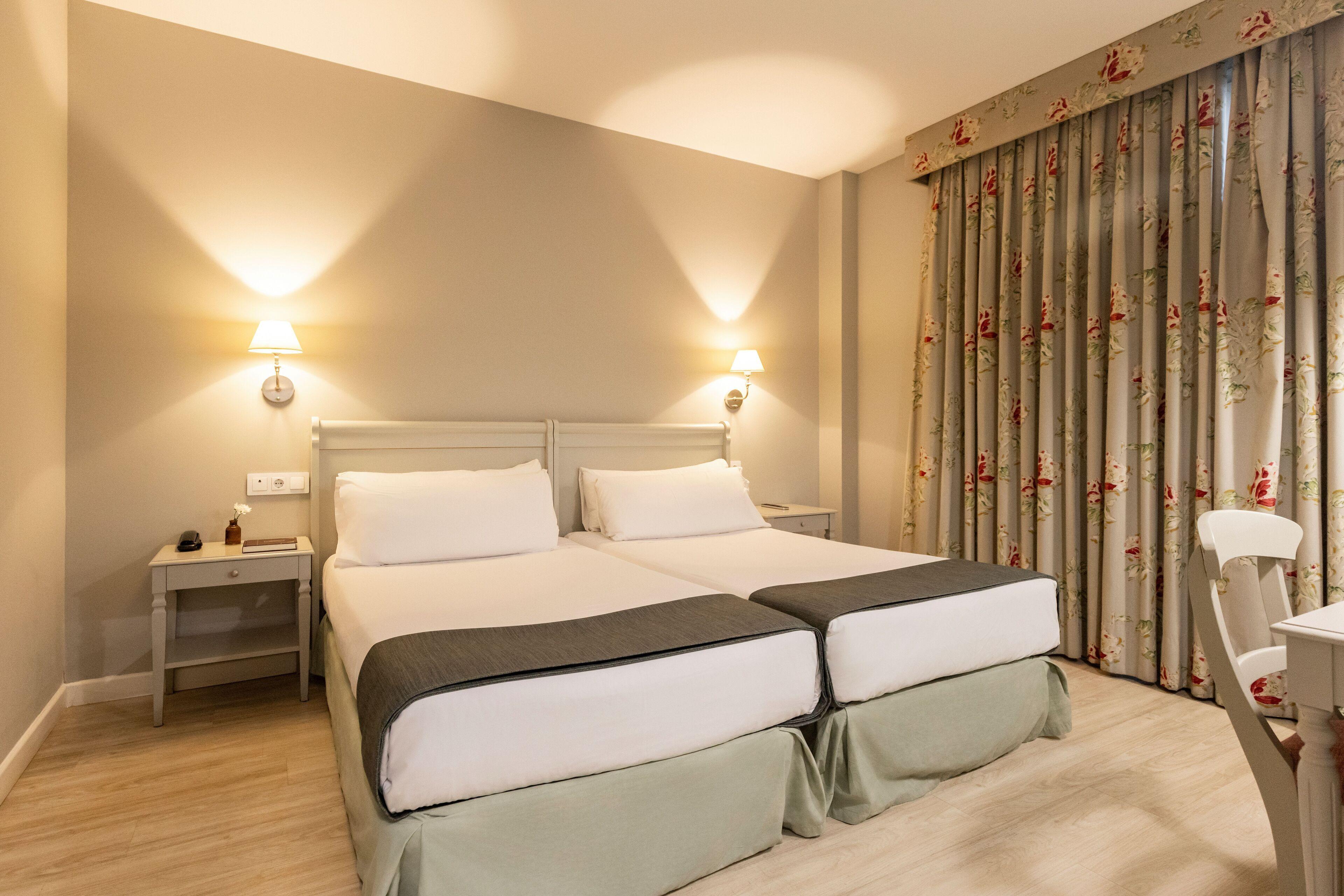 HOTEL PAX TORRELODONES, TORRELODONES
