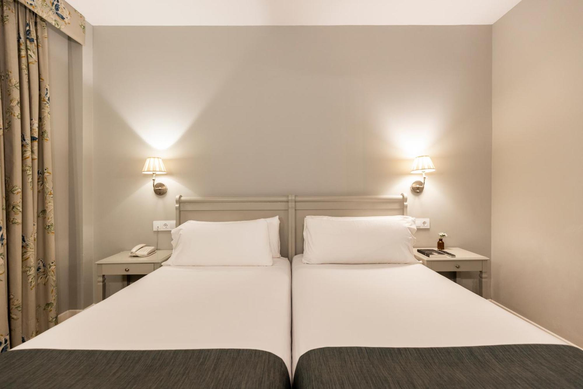 HOTEL PAX TORRELODONES, TORRELODONES